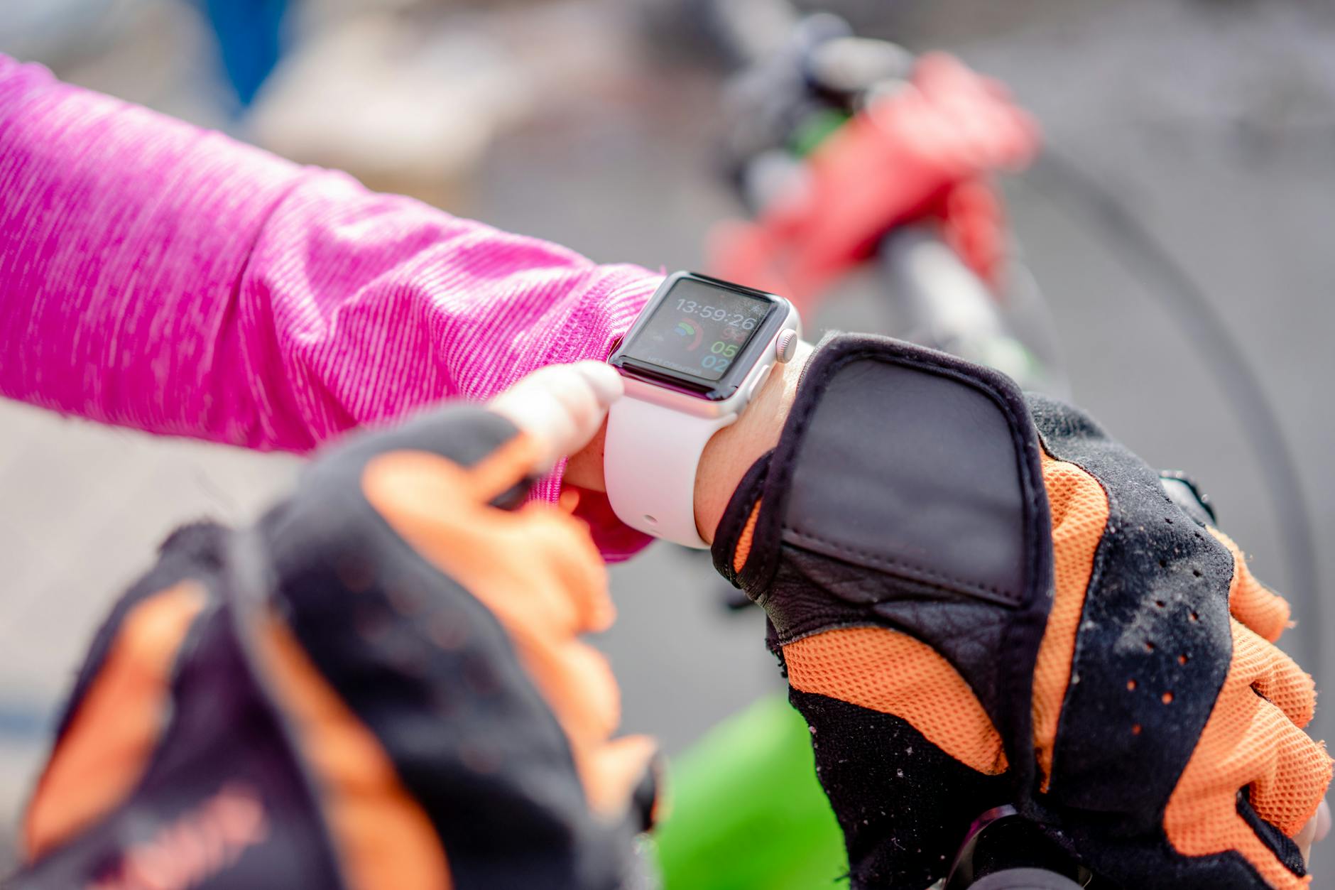 Best Oura Ring Alternative 2026: Rings, Watches & Bands That Rival (or ...